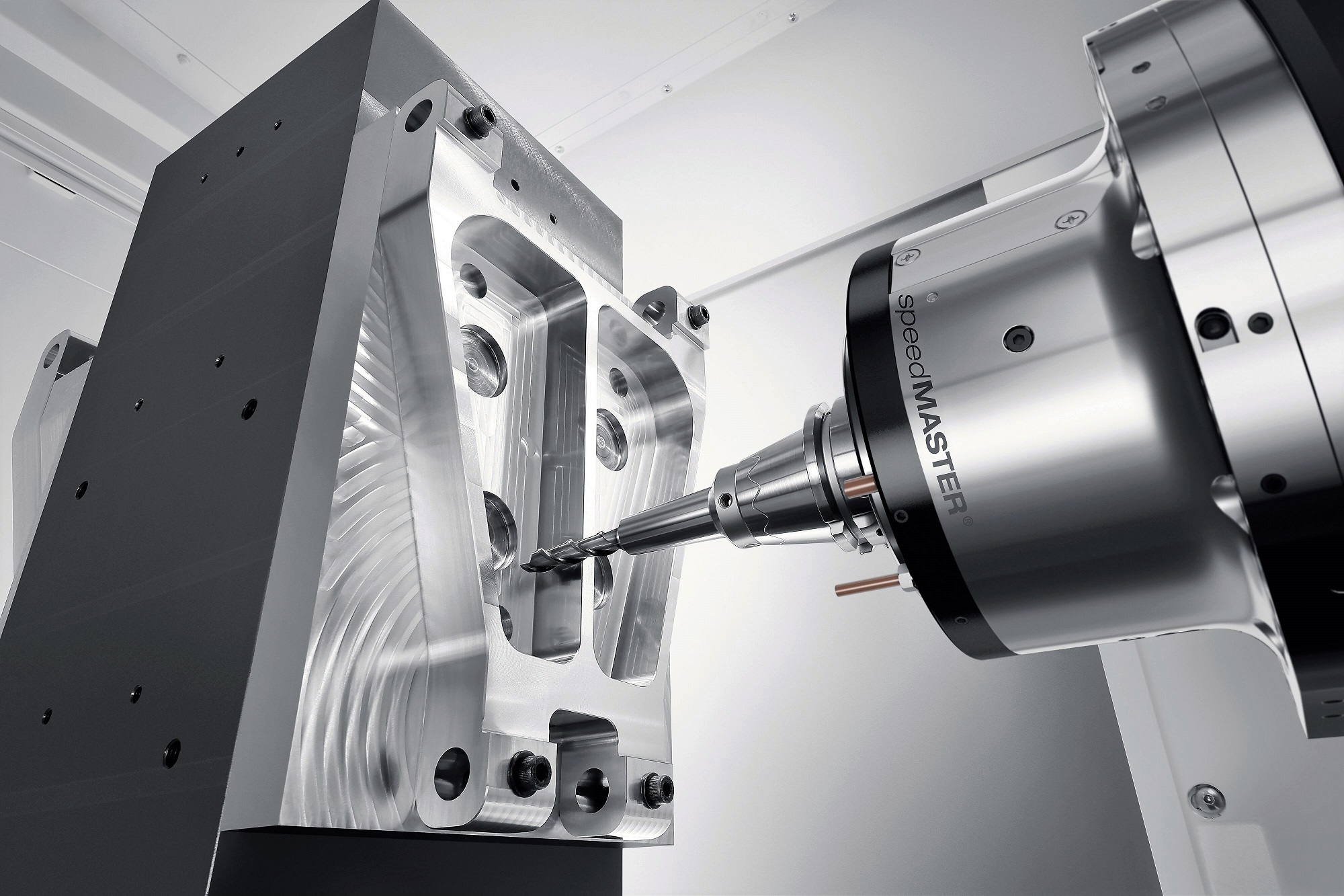 Laser drilling aerospace parts with the DMG Mori Lasertec PowerDrill ...