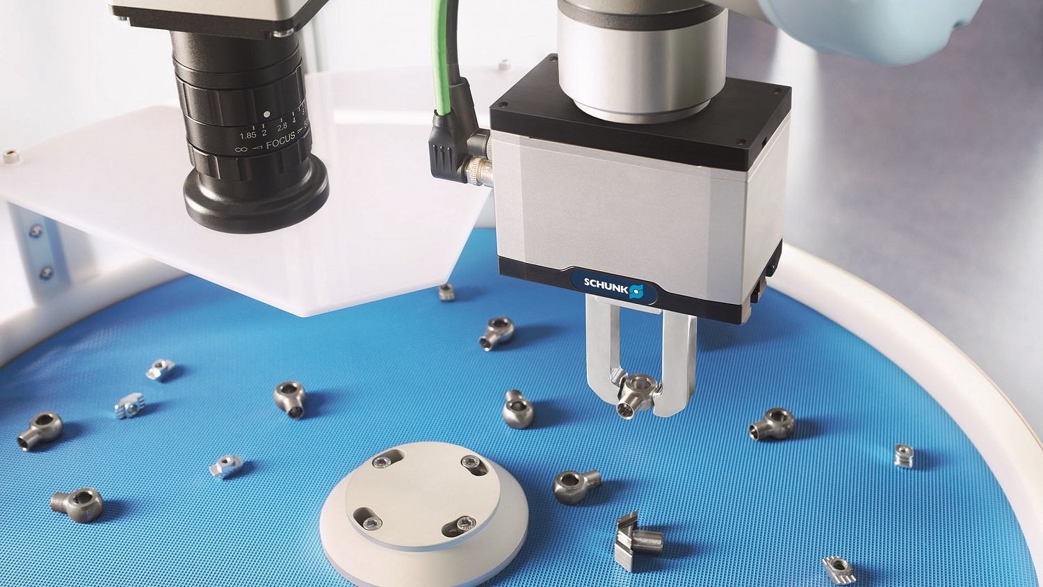 Schunk comes up with 2D Grasping kit for vision-based gripping - SPAENER